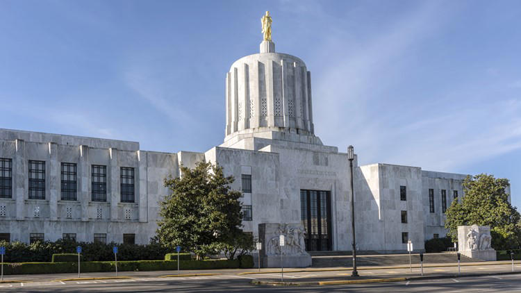 Here are the new Oregon laws going into effect on Jan. 1, 2025