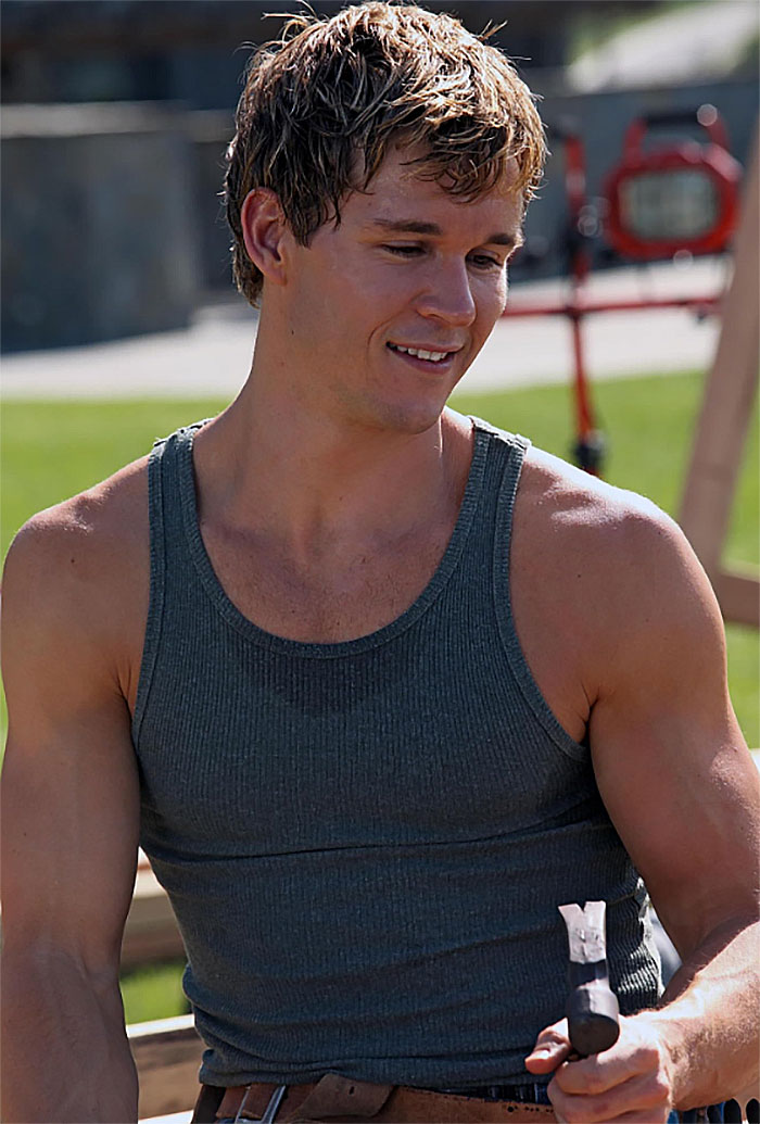 49 non-American actors who mastered the accent so well, people had no ...