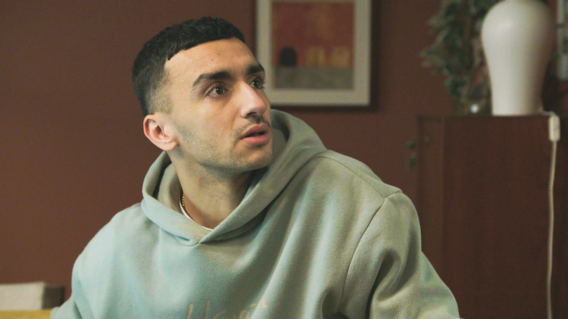 Familie: Mieke lucht haar hart bij Hanne over Niko