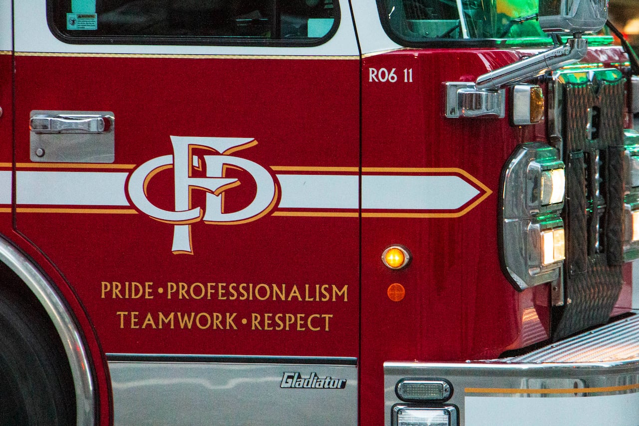 Townhouse explosion in southeast Calgary displaces several residents