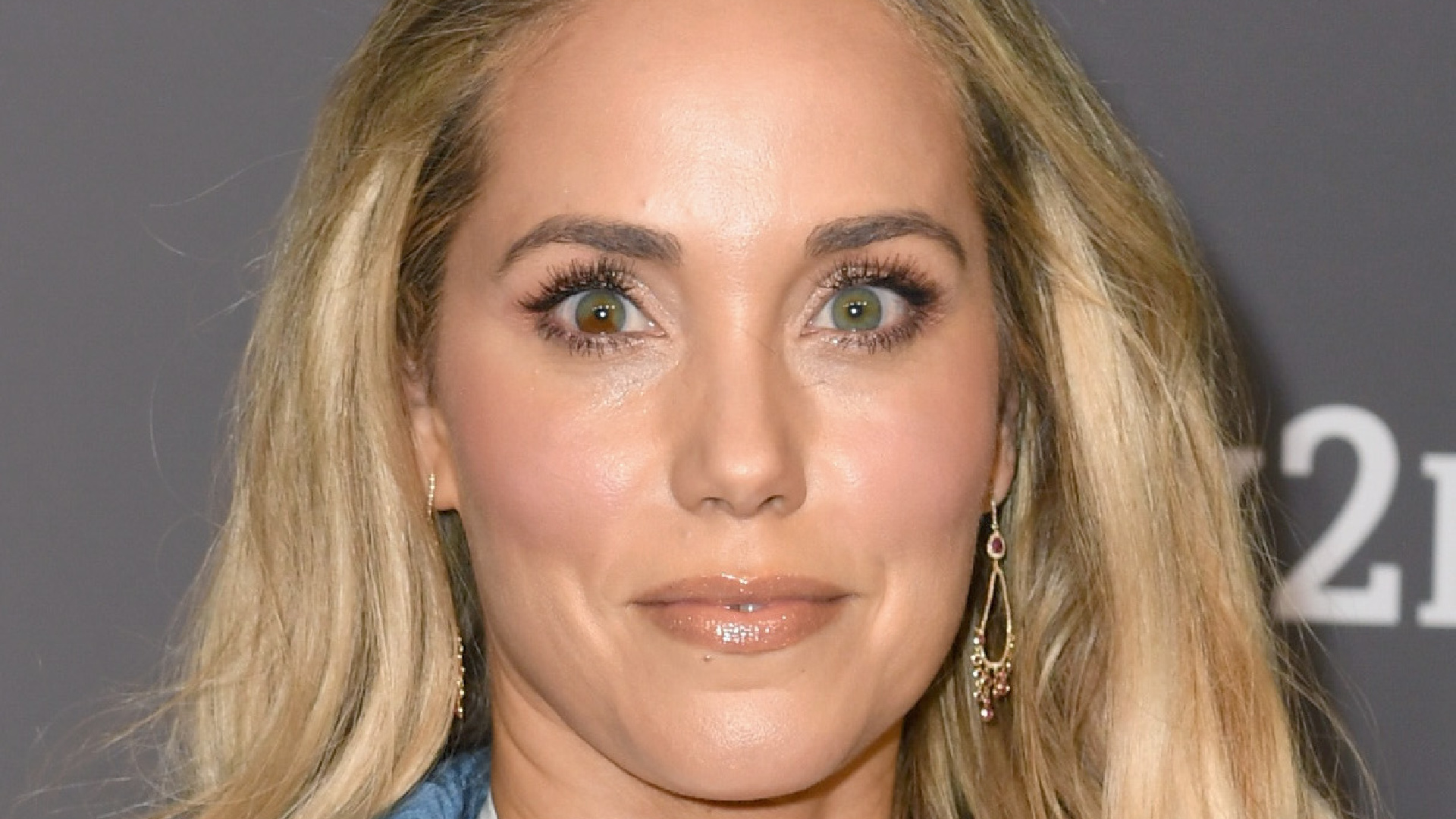 Celebrities with unusual physical features