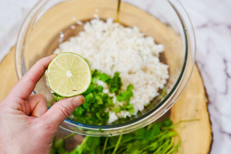 Easy Copycat Cilantro Lime Chipotle Rice Recipe