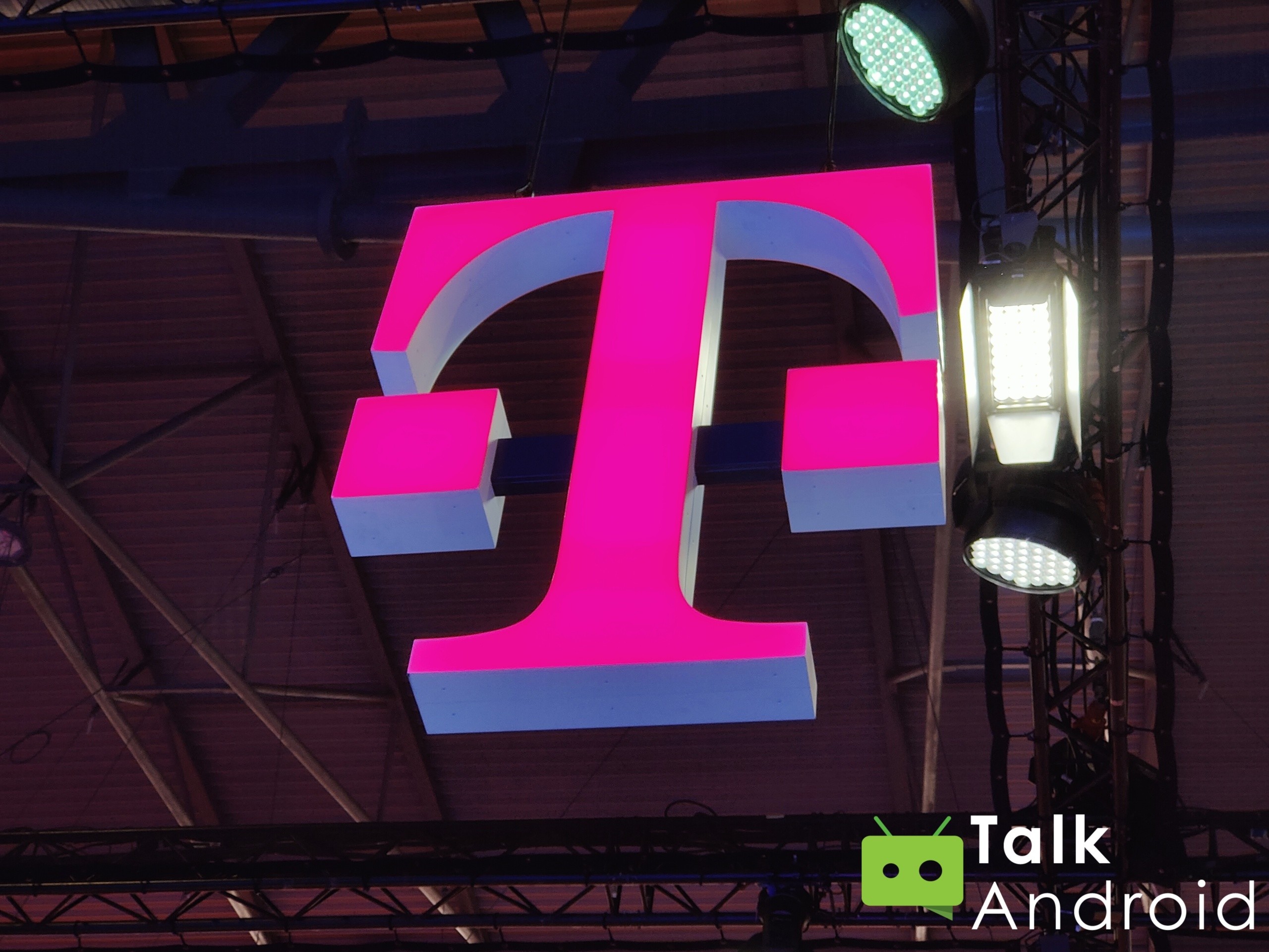T-Mobile's Free Line Promo Is Causing a Whole Lot of Problems