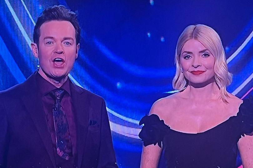 ITV Dancing on Ice suffers sudden 'blackout' as show hit by technical ... ITV Dancing on Ice suffers sudden 'blackout' as show hit by technical ...