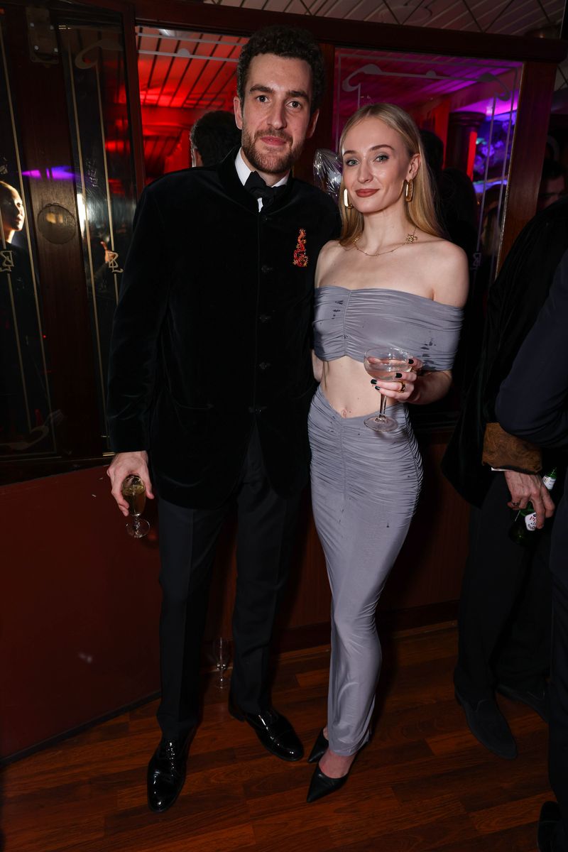 Presenting: Sophie Turner’s entire dating history, from Joe Jonas to ...