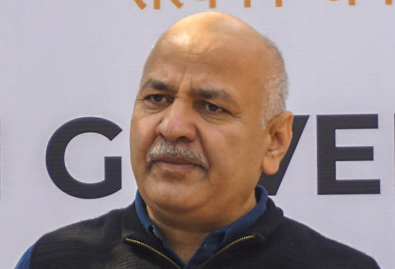 Excise policy case: Delhi HC asks ED to reply to Manish Sisodia's plea Excise policy case: Delhi HC asks ED to reply to Manish Sisodia's plea