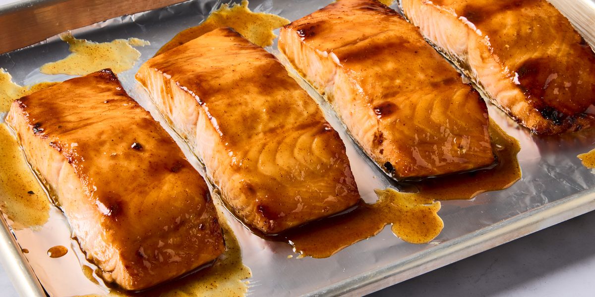 This 6-Ingredient Brown Sugar Salmon Is Ready In 15 Minutes