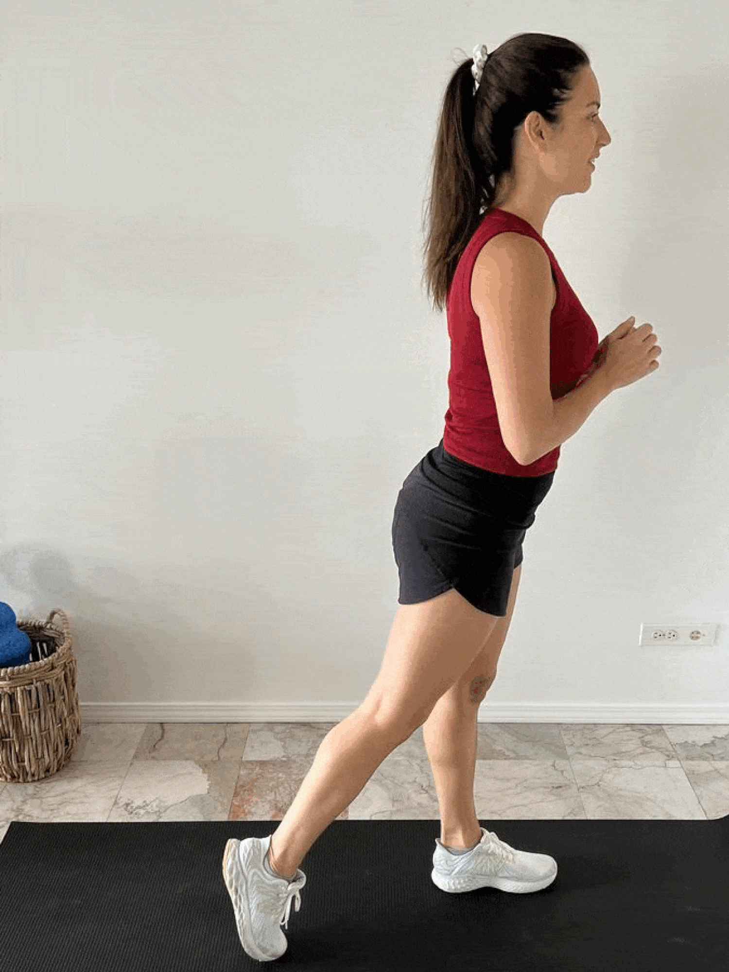 13 best exercises to tone your glutes at home — no equipment required
