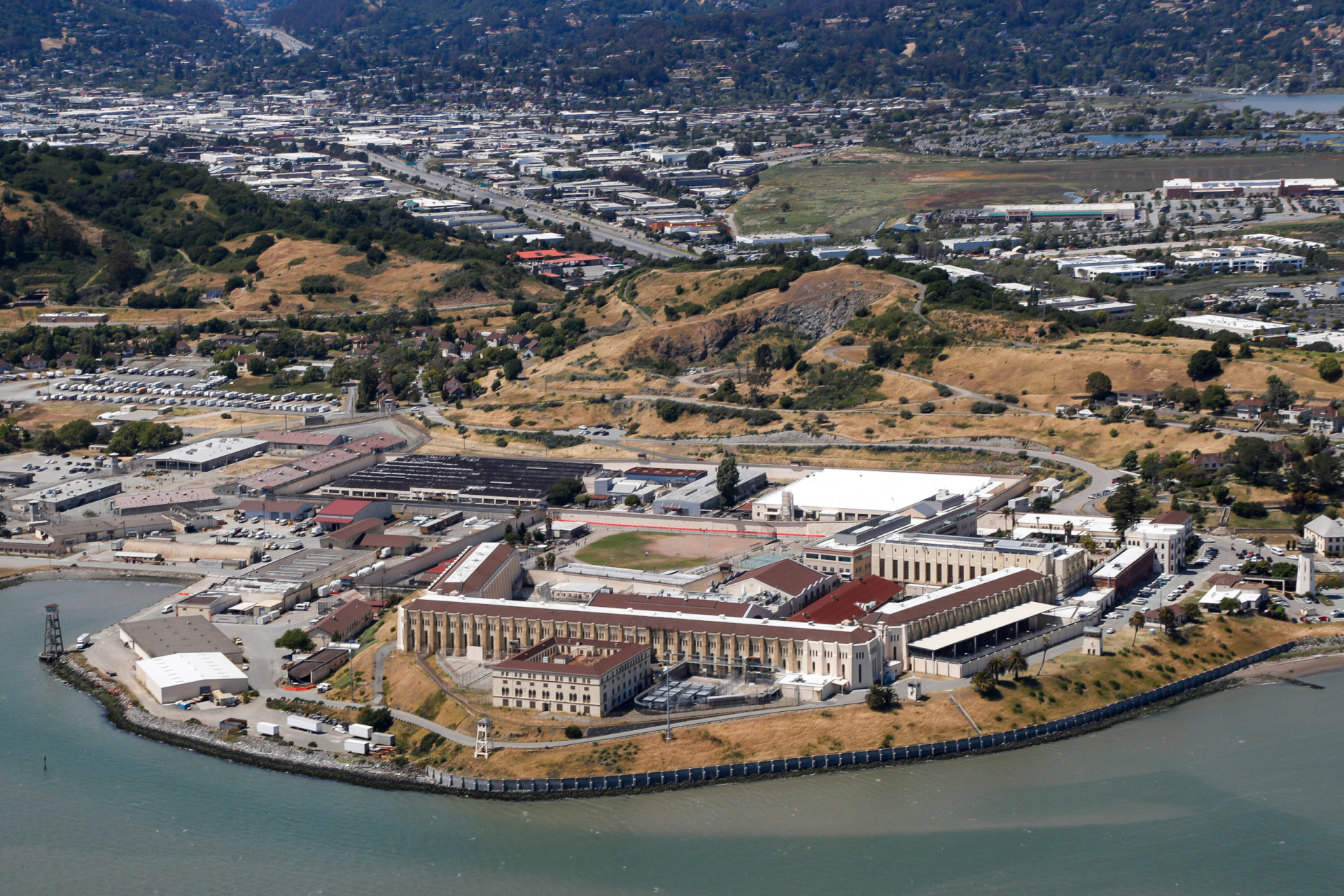 Edinburgh's Holyrood Hotel relaunched as Edinburgh Marriott Hotel ...
