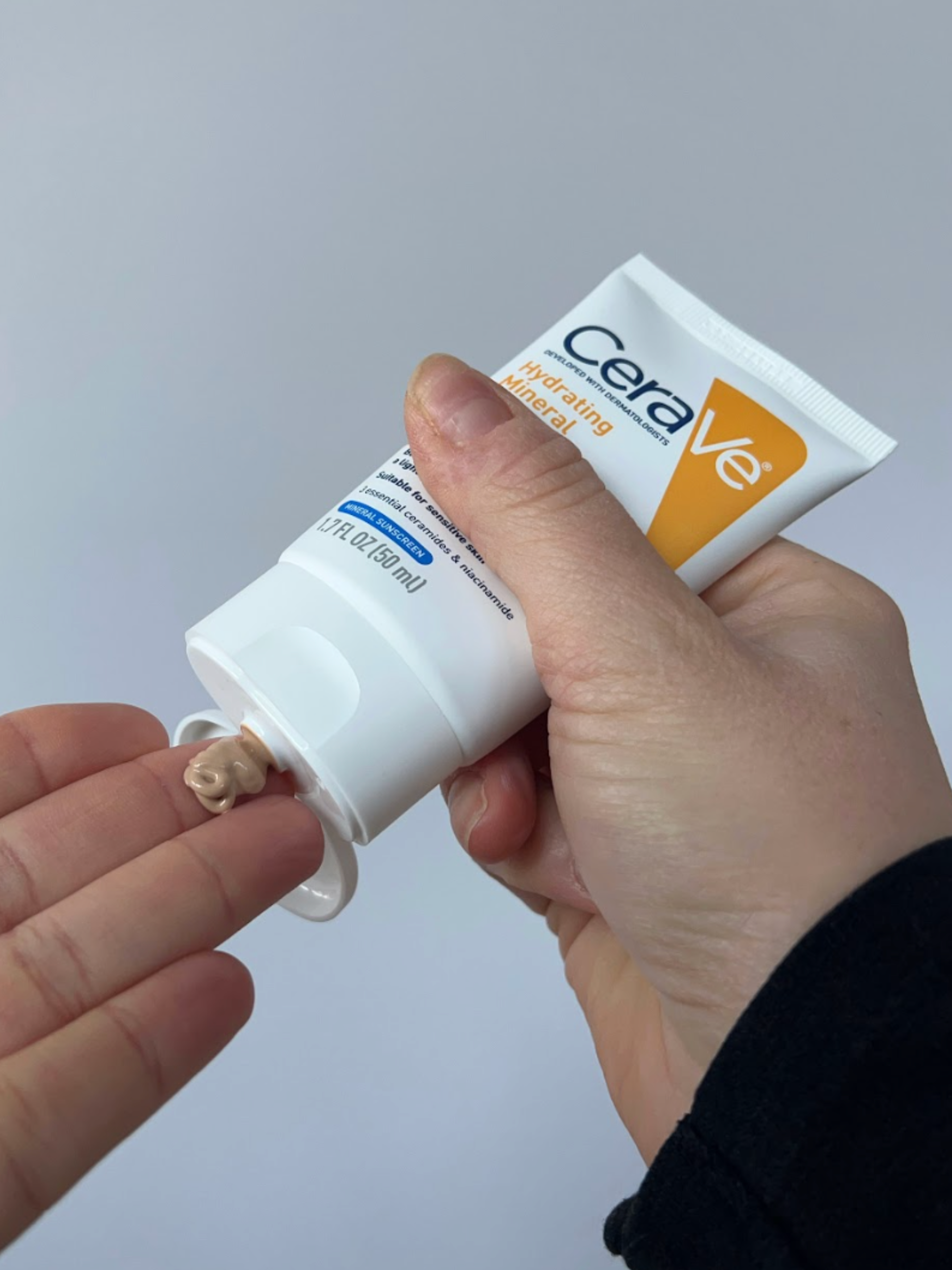 15 Best Sunscreens for Sensitive Skin, According to Dermatologists