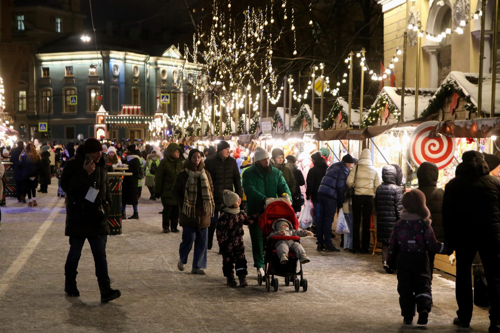 Grandfather Frost and New Year Trees: How Christmas outlived the USSR
