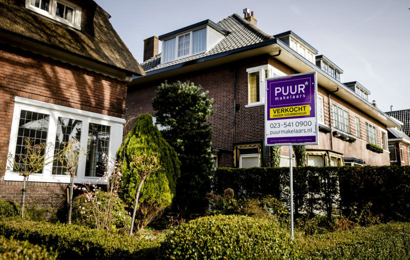 Hypotheekrentes op laagste punt in 2024: dit betaal je gemiddeld voor ... Hypotheekrentes op laagste punt in 2024: dit betaal je gemiddeld voor ...