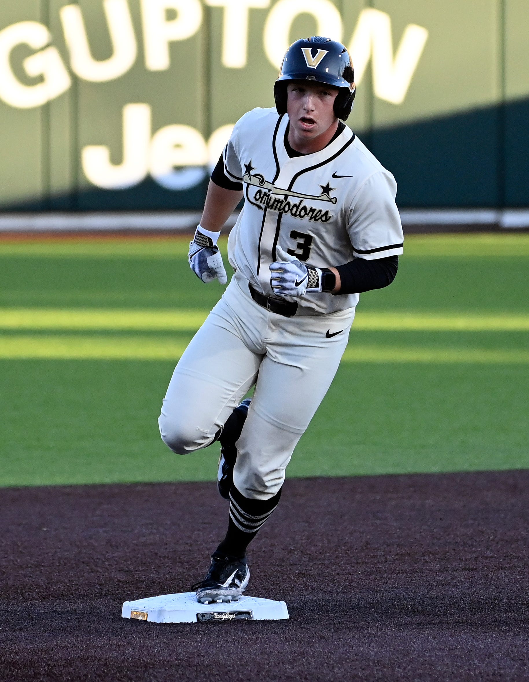 What to know about Vanderbilt baseball hitting entering 2025 season