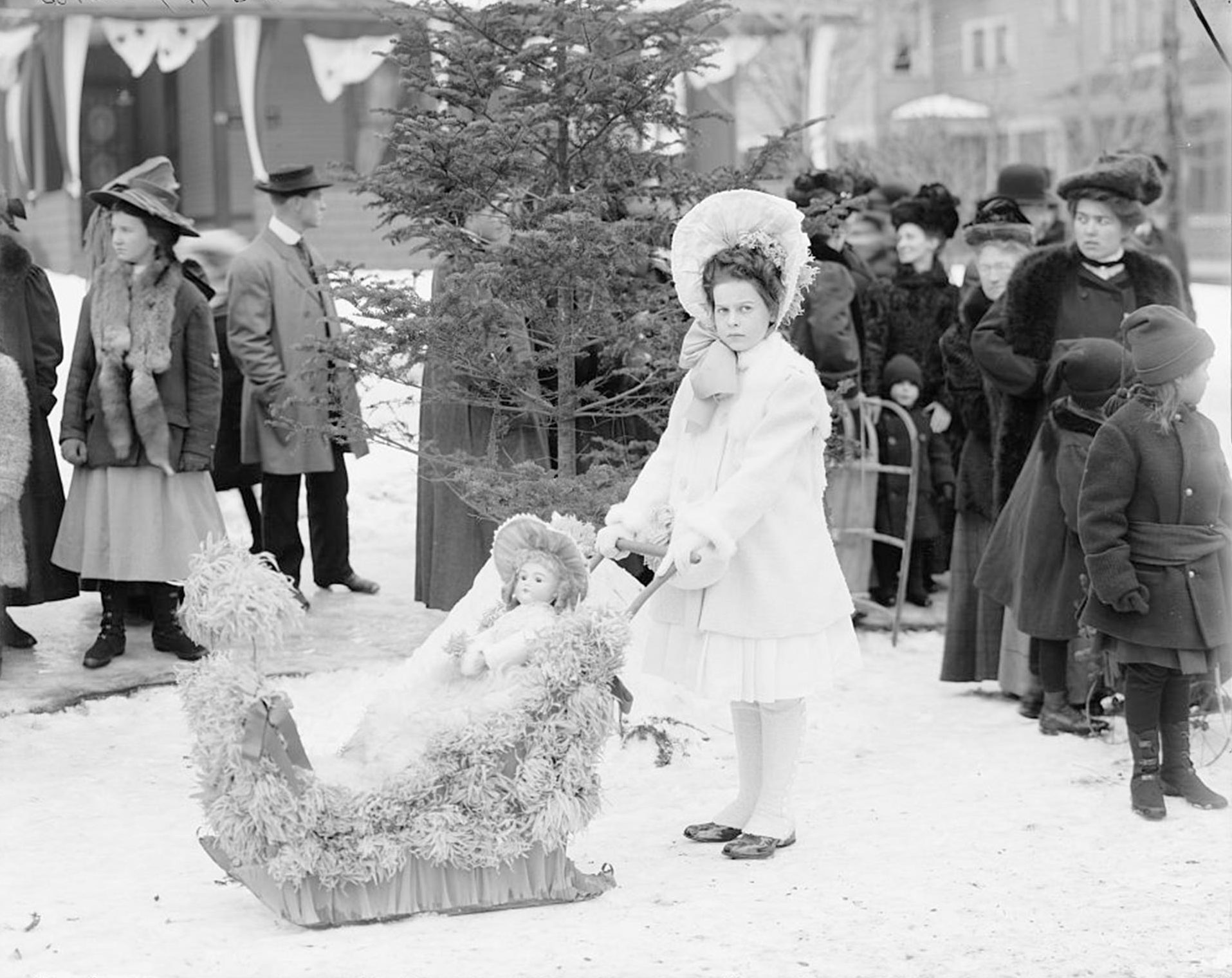 24 vintage winter photos that deliver snow much nostalgia