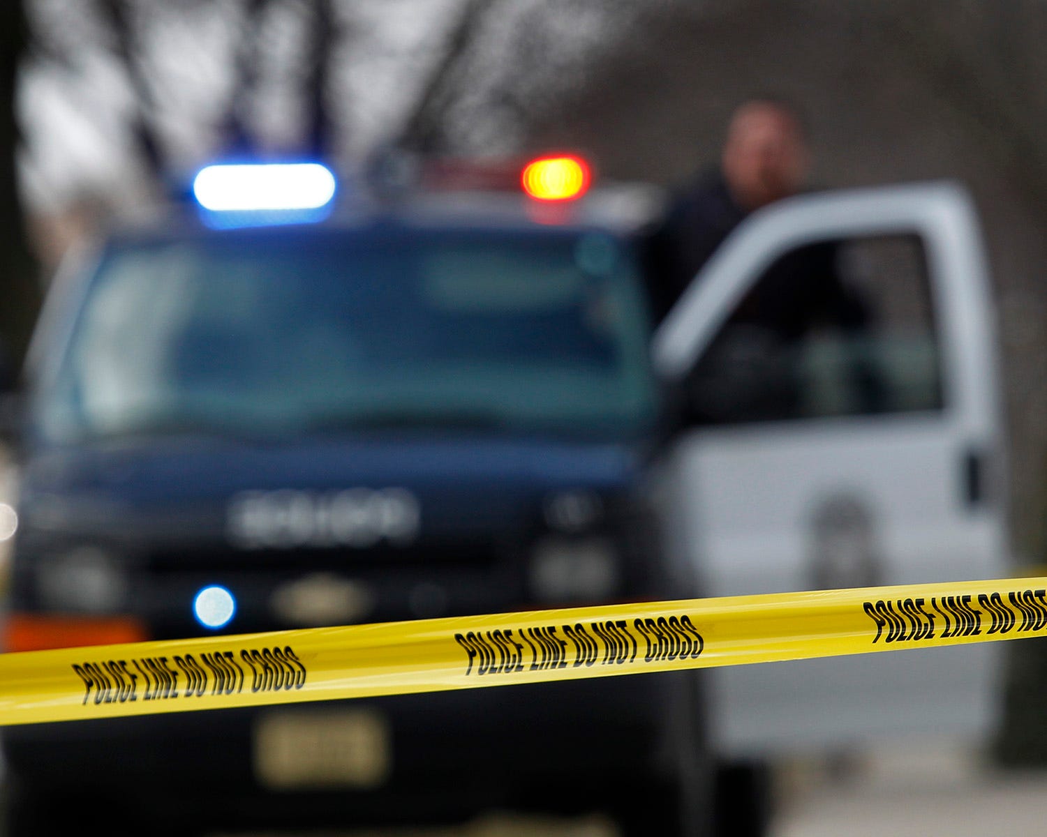 Double shooting near the Milwaukee School of Engineering campus leaves one dead, teenager injured