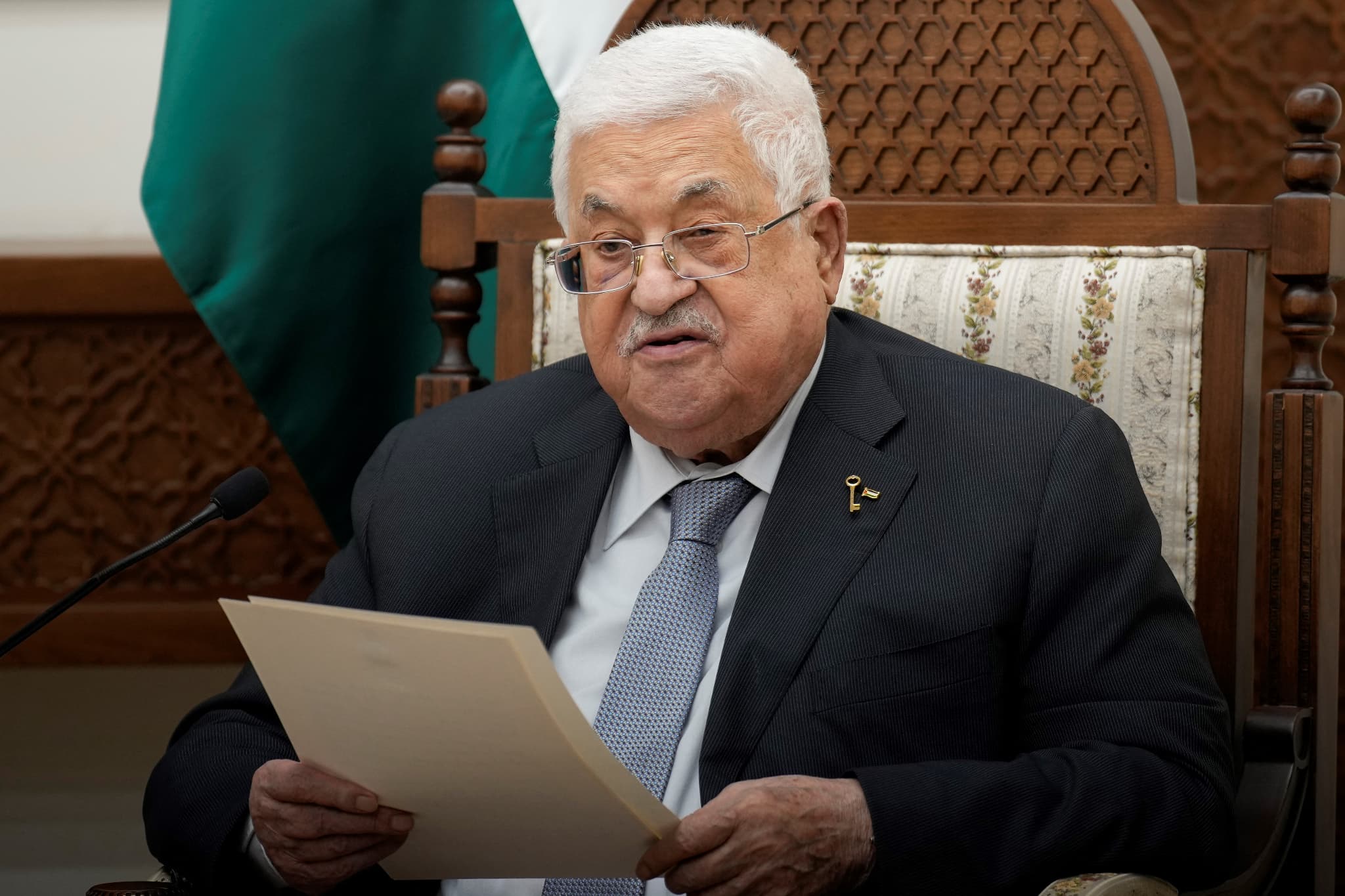 Le président de l'Autorité palestinienne Mahmoud Abbas appelle le Hamas ...