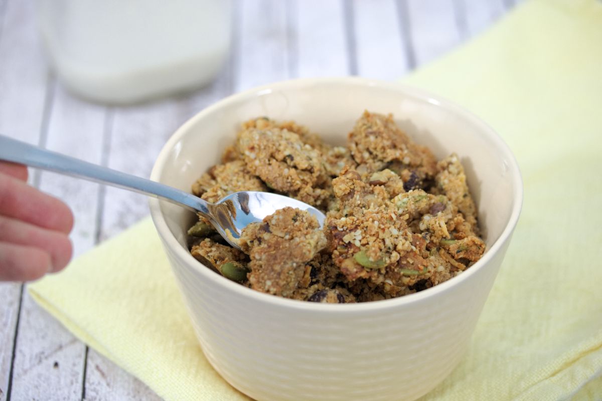 10 High-Protein Snacks to Keep Hunger Away Longer