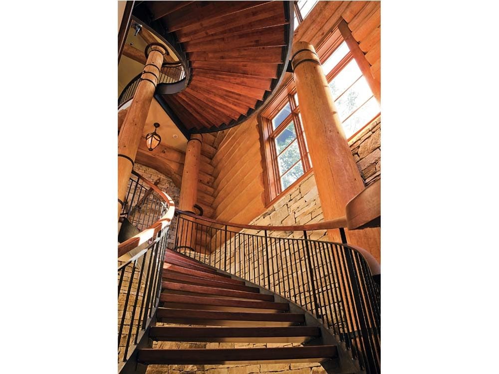 The Intriguing History of Quebec’s Log Homes