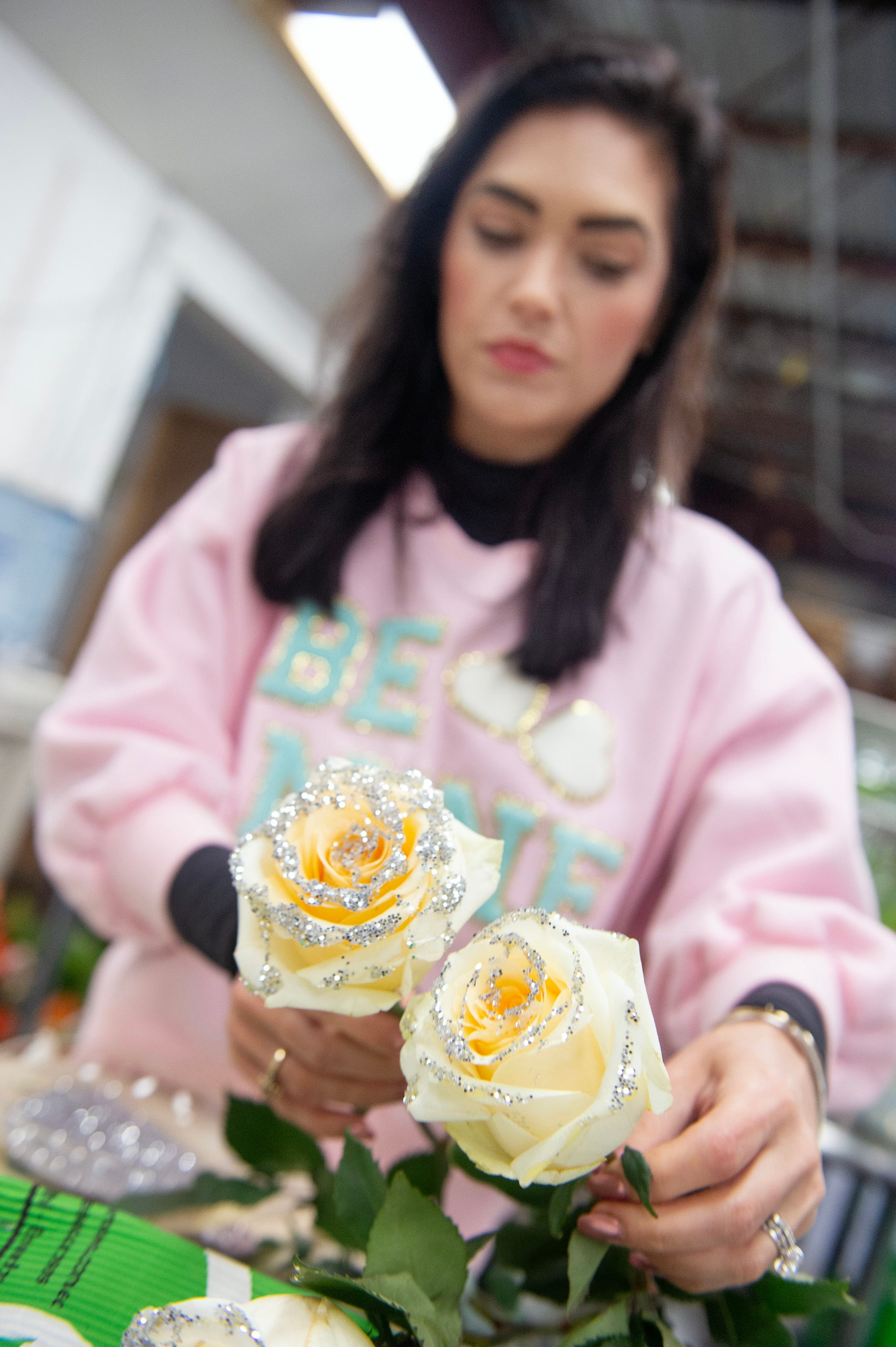 How to keep your Valentine's Day flowers looking great well beyond mid ...