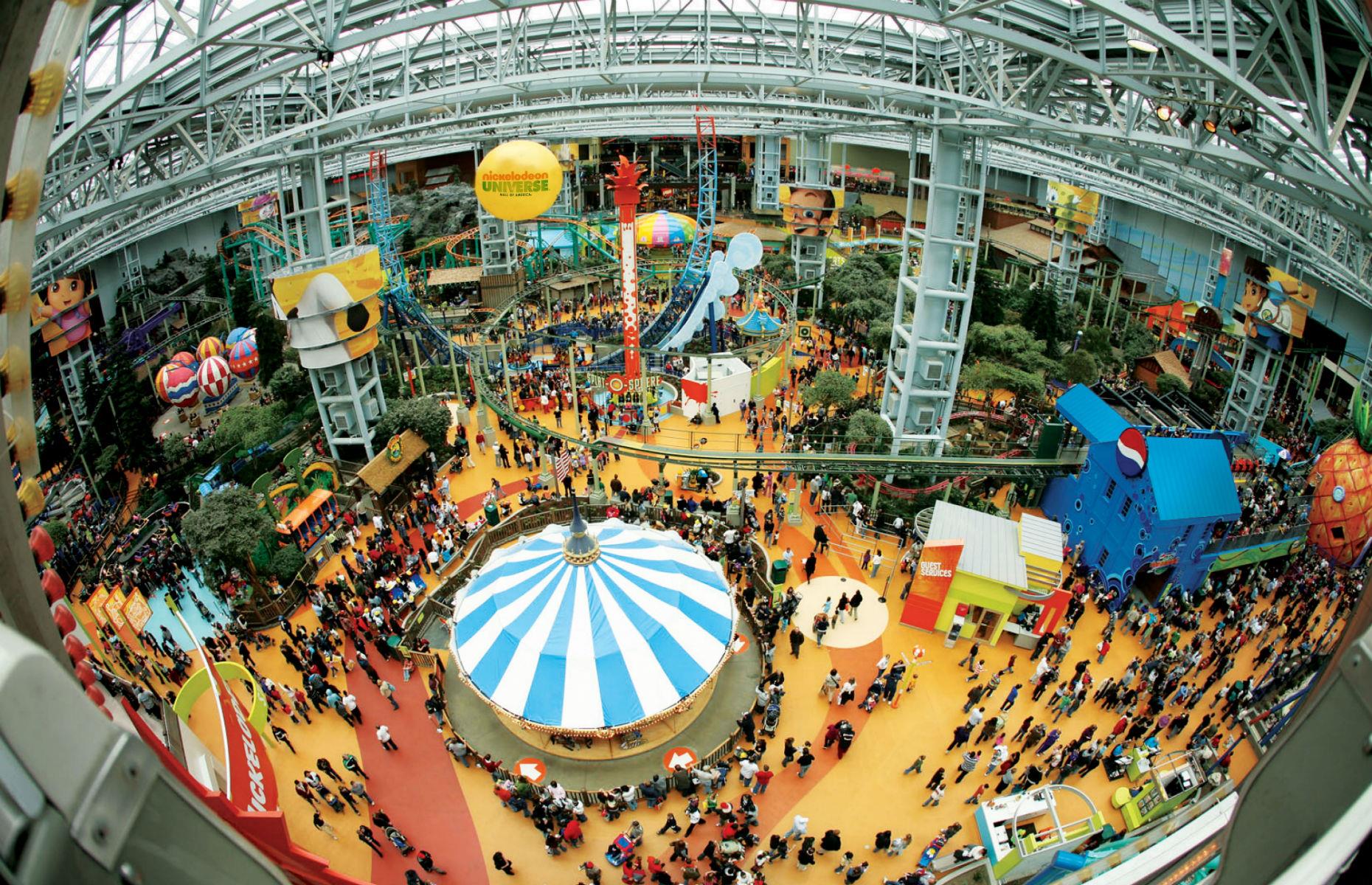 18 amazing malls around the world that are tourist destinations