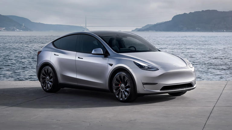 Comparison: Tesla Model Y vs. Tesla Model Y Juniper