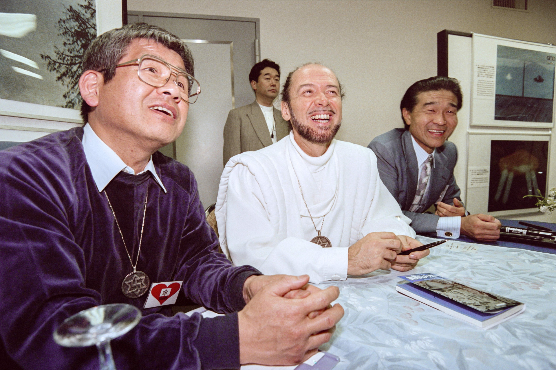 UFOs and human cloning: the story of Raëlism