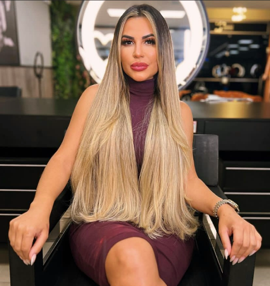 Deolane recebe 'bronca' da mãe em meio a investigação da polícia