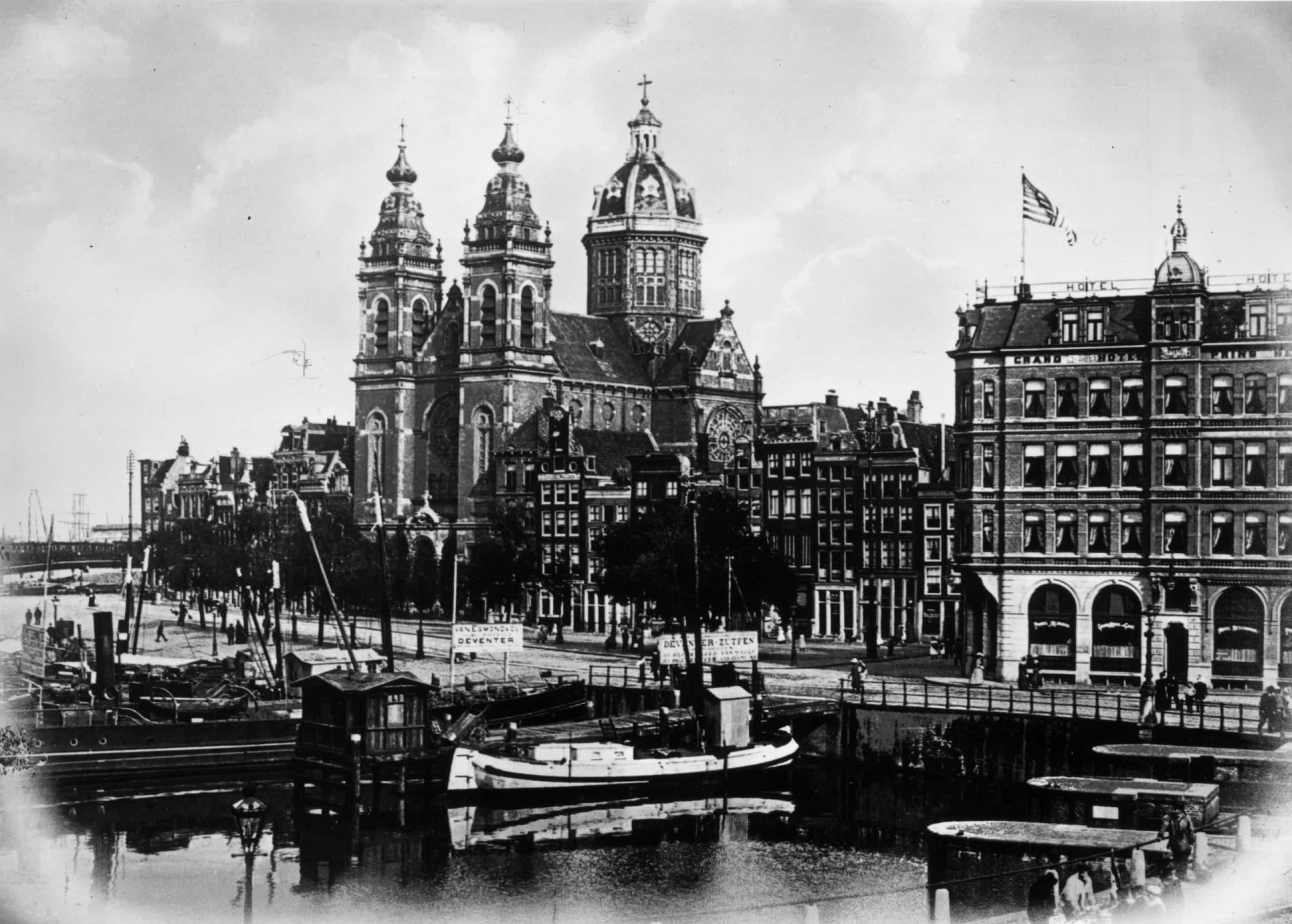 The oldest photos of major cities