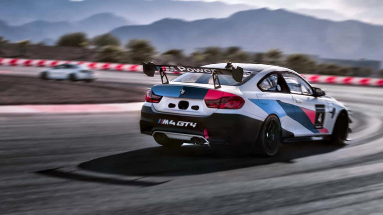 BMW's M4 GT4 School Puts You In a Real-Deal Race Car