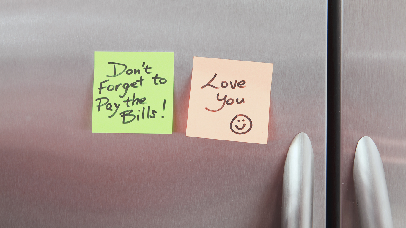 30 Frugal Habits To Adopt To Get Rid of Your Debt