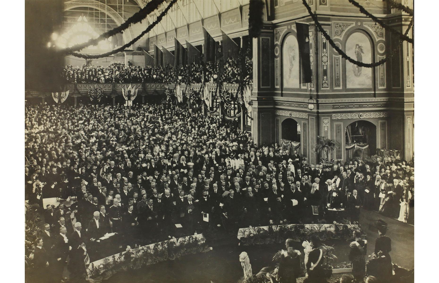 See Australia's history captured in these rare photos