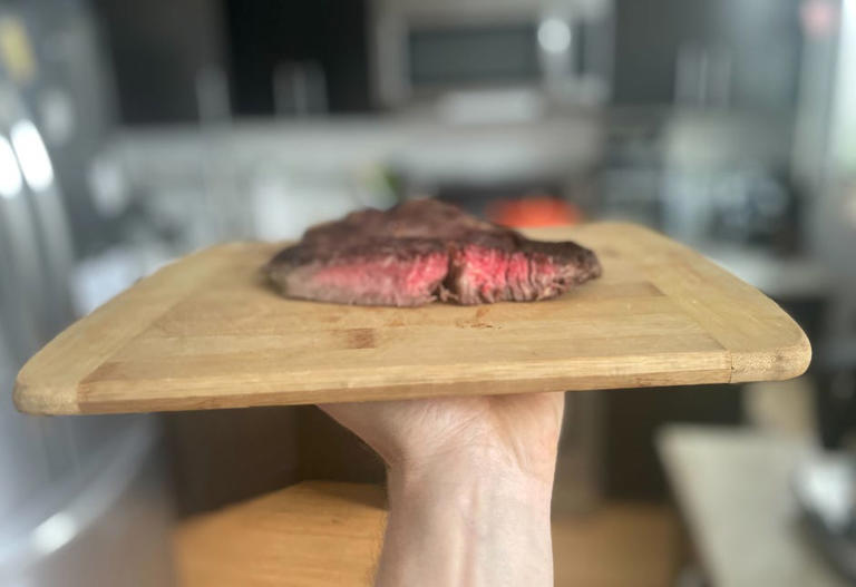 How to Nail the Perfect Steak Doneness With Three Fingers