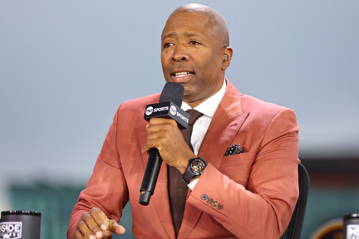 Former TNT Star Kenny Smith Lands A New Role At ESPN