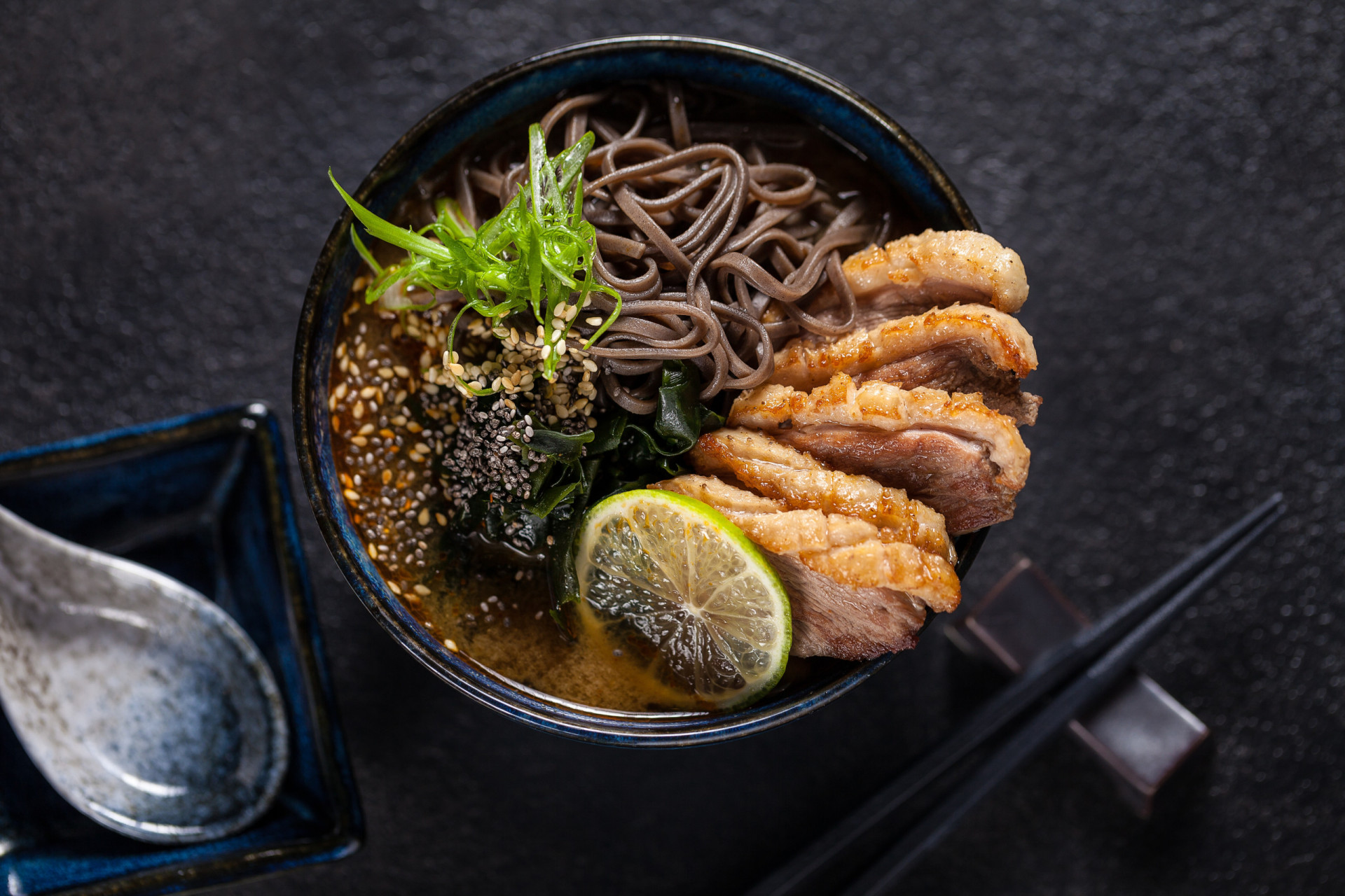 Japanilaiset reseptit, jotka sisältävät muutakin kuin sushia