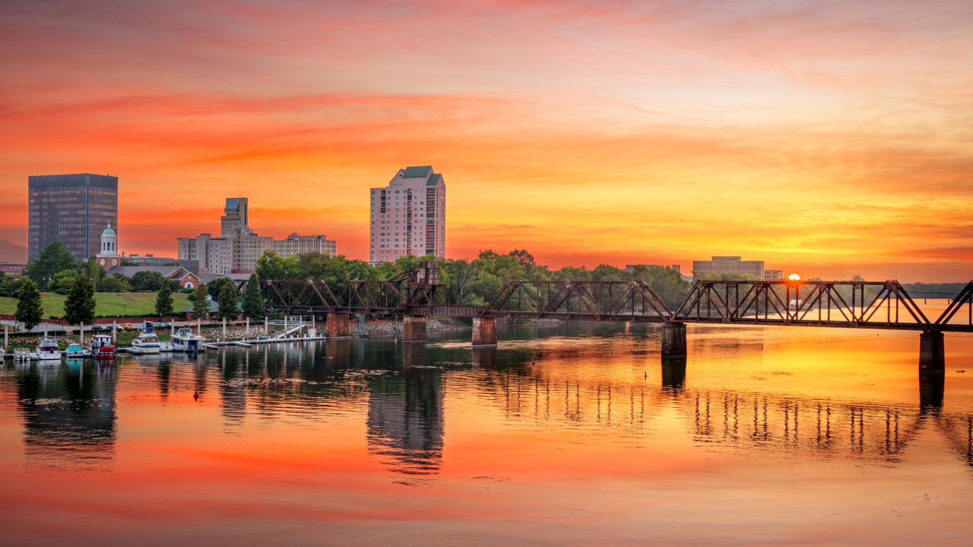 America’s Middle Class Is Growing the Most in These 50 Cities America’s Middle Class Is Growing the Most in These 50 Cities