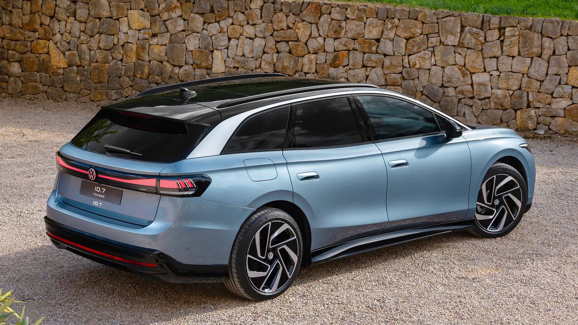 The ID.7 Tourer Is Volkswagen's First Electric Wagon