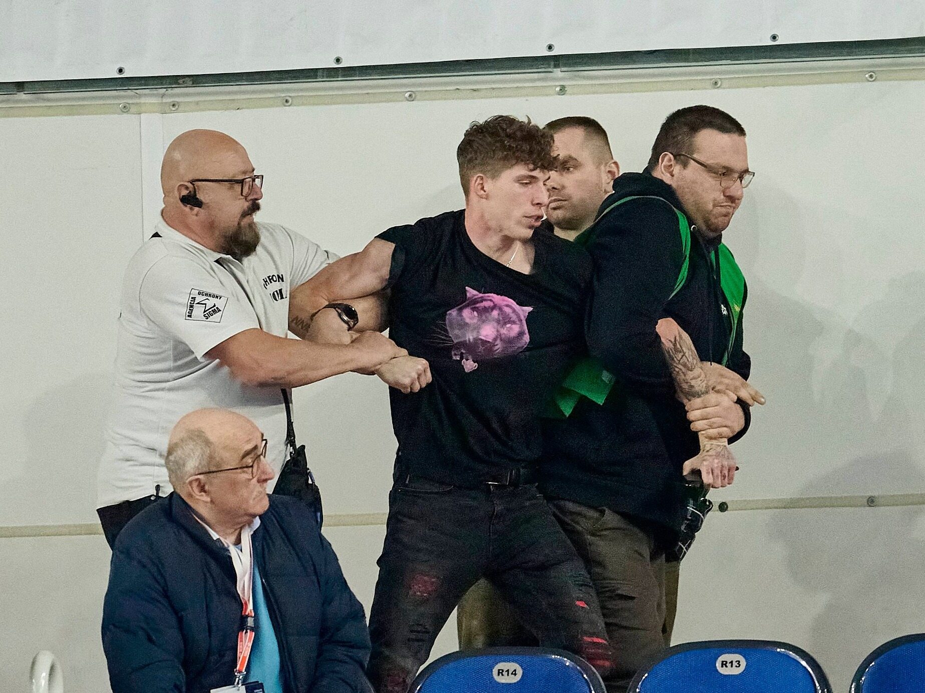 Polski lekkoatleta usłyszał zarzuty. Dalszy ciąg afery związanej z Ewą ...