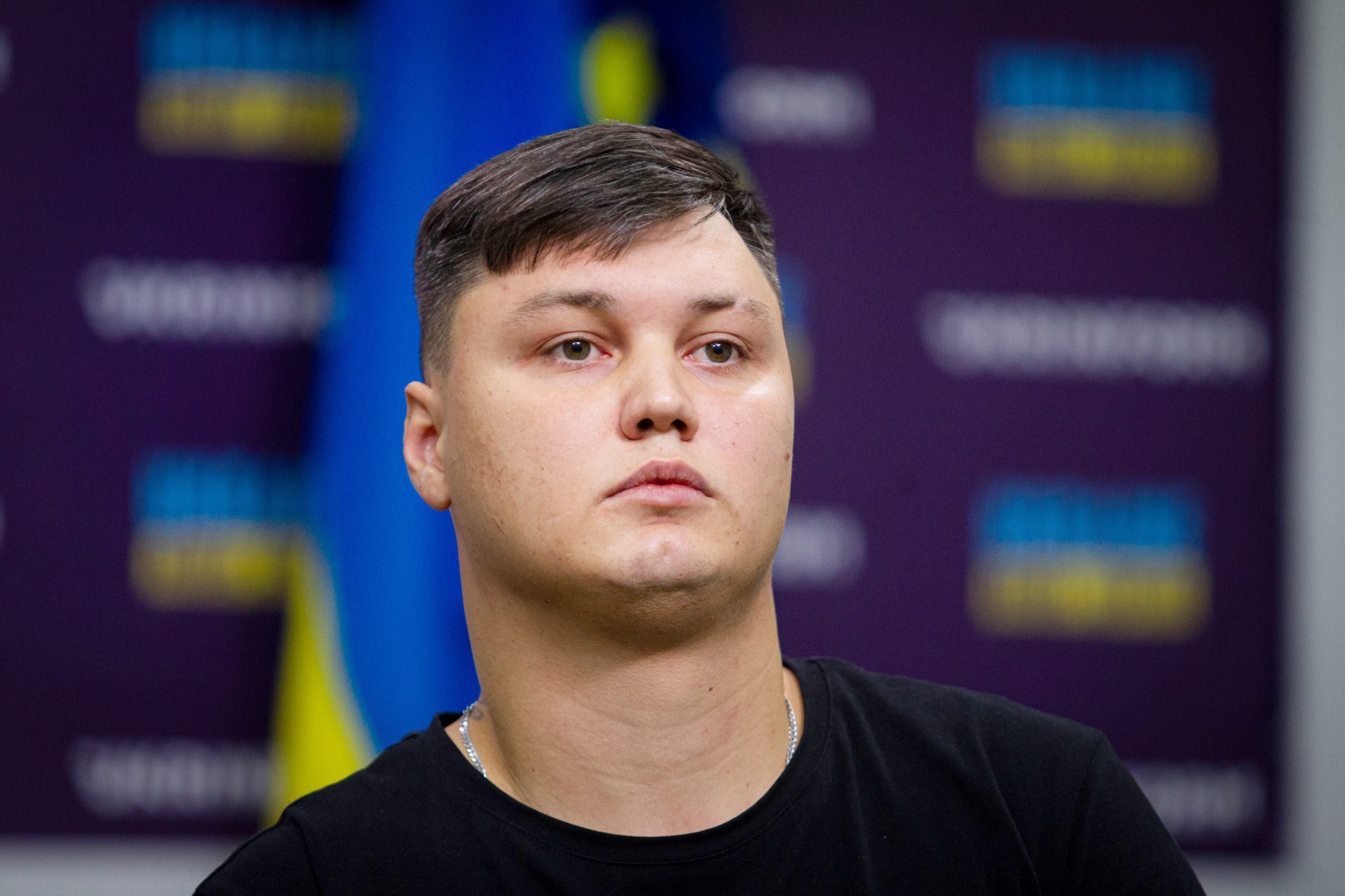 A Russian pilot that defected to Ukraine has been found dead