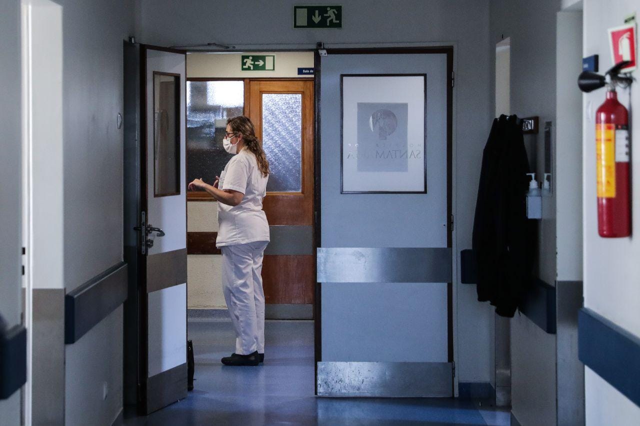 Greve dos trabalhadores da saúde com 60% de adesão