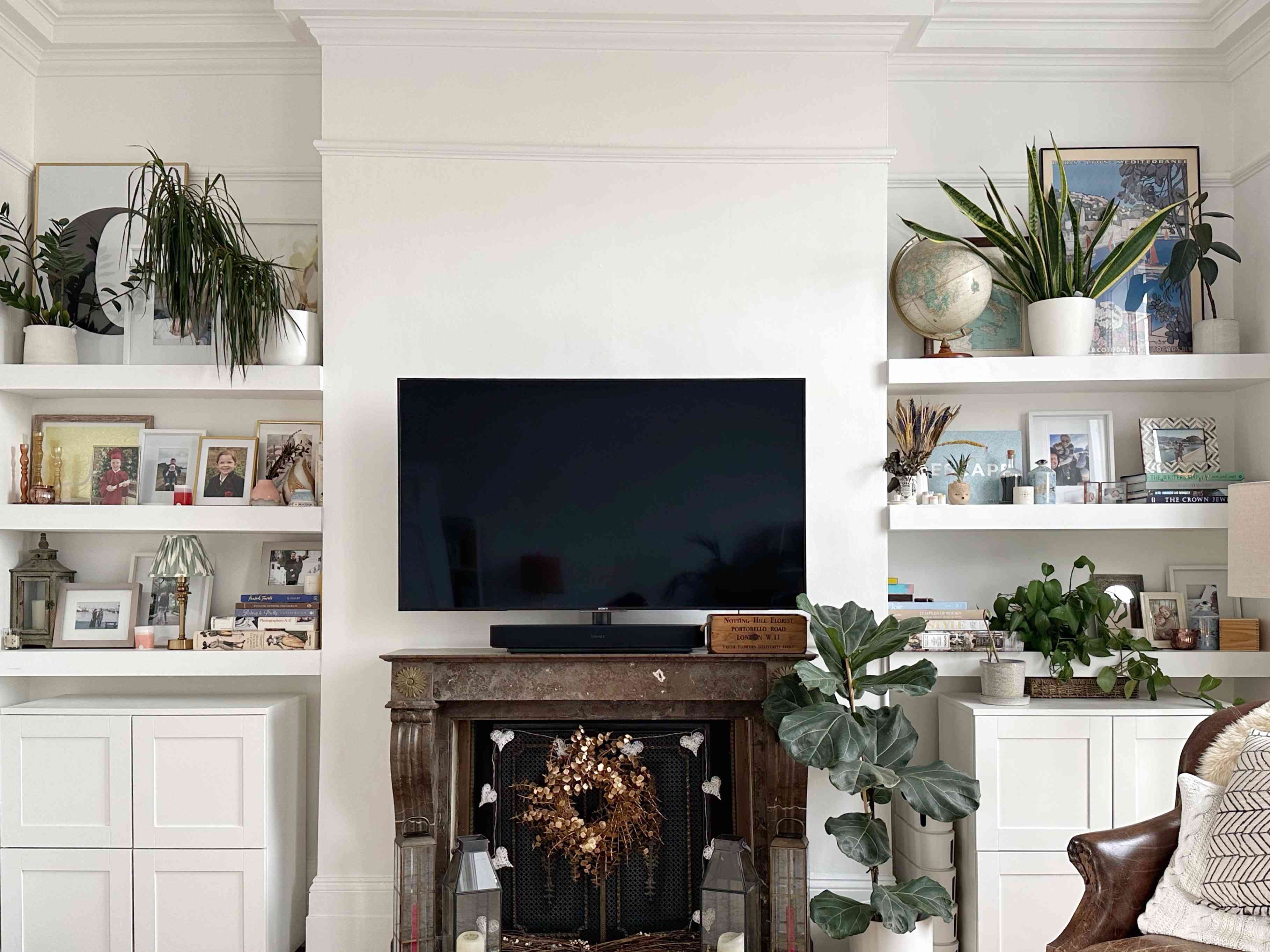 I tried the recluttering decorating trend, and I’ve never loved my ...