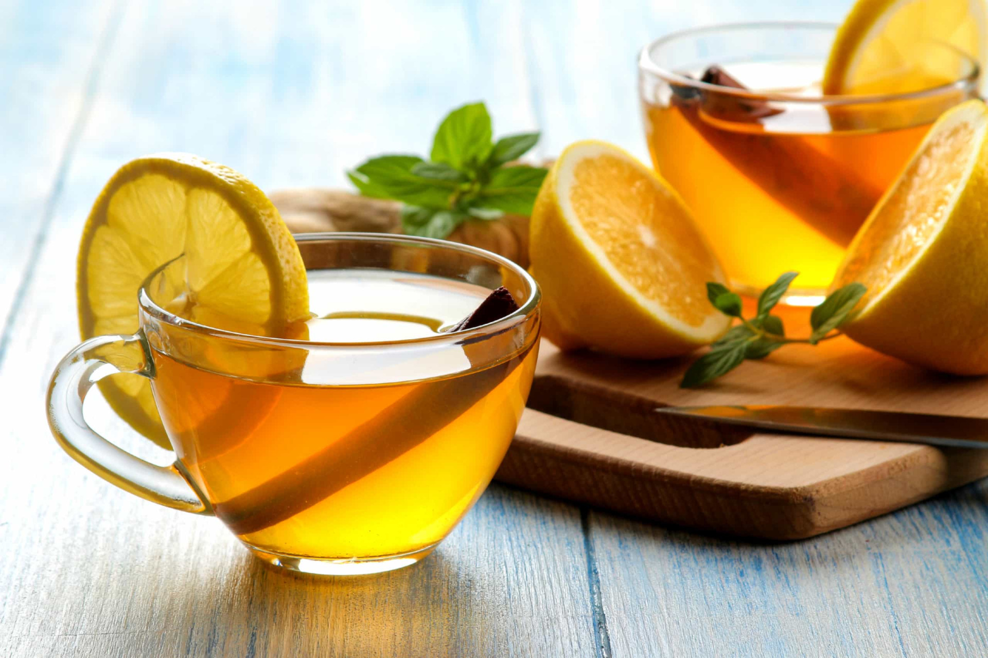 The healing and cleaning properties of lemon juice