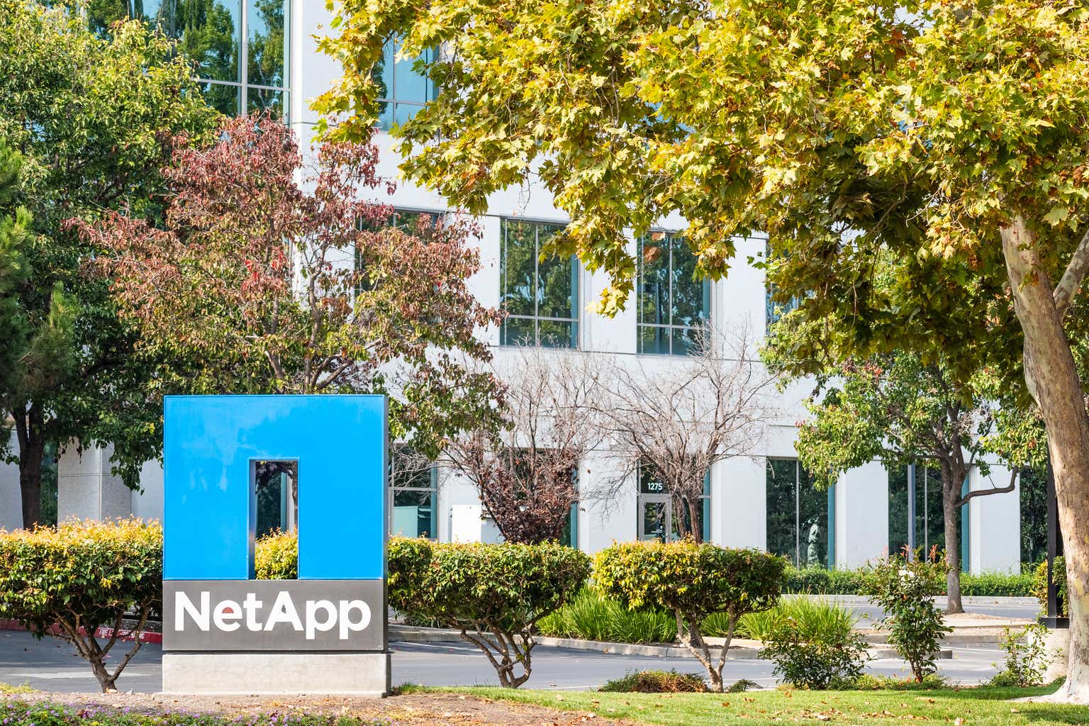 NetApp to sell some cloud software assets to Flexera (Update)