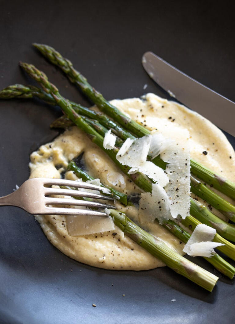 Roasted asparagus with parmesan cream sauce ~ The perfect side dish