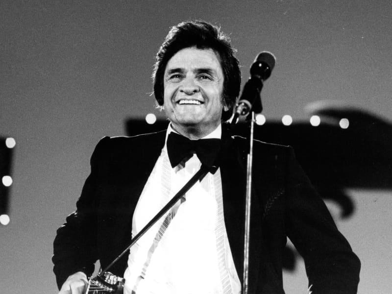 Iconic Moments: The Life of Johnny Cash in Pictures