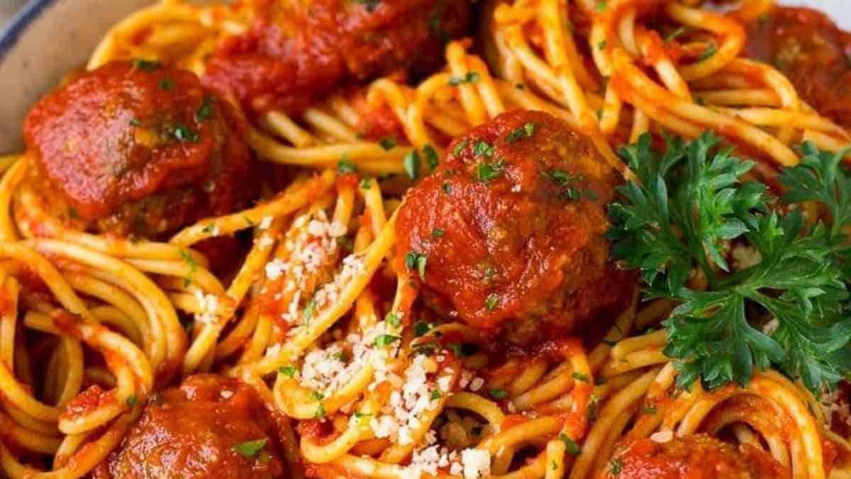 17 Homestyle Church Dinner Recipes Perfect For A Potluck