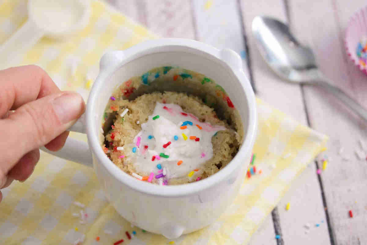 Craving Sweets at Night? Try These 9 Blood Sugar-Friendly Treats