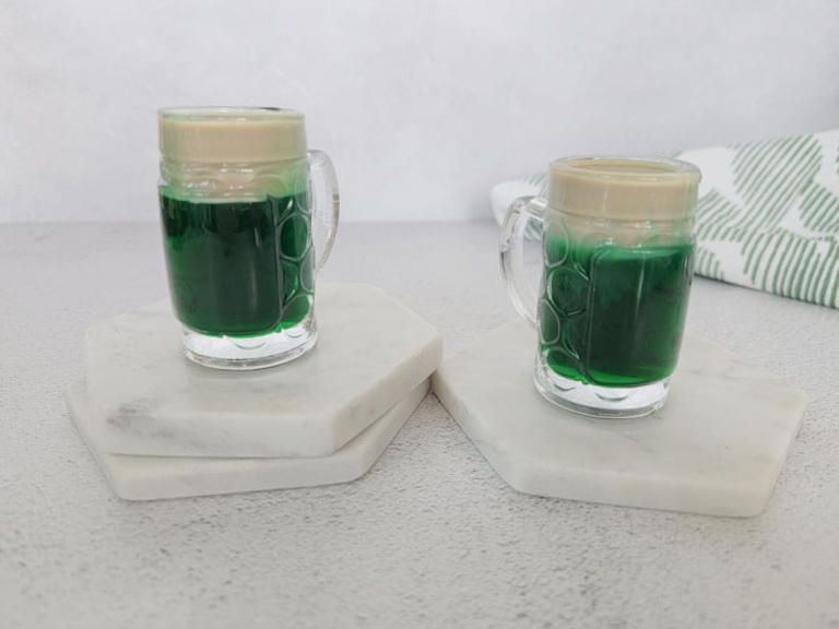 Leprechaun Beer Shot Recipe for St. Patrick's Day!