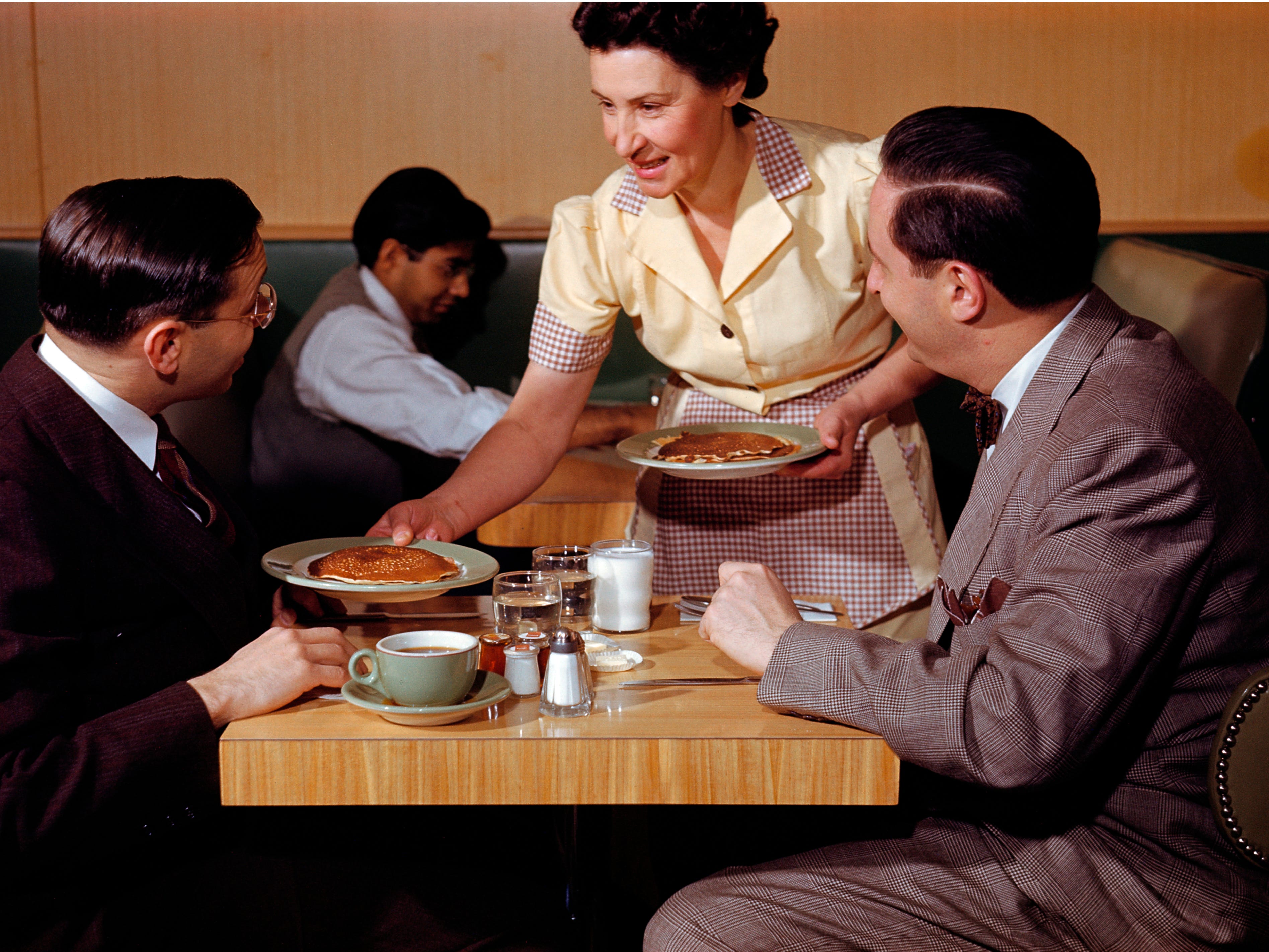 Vintage photos show how the role of women in the workforce has evolved ...