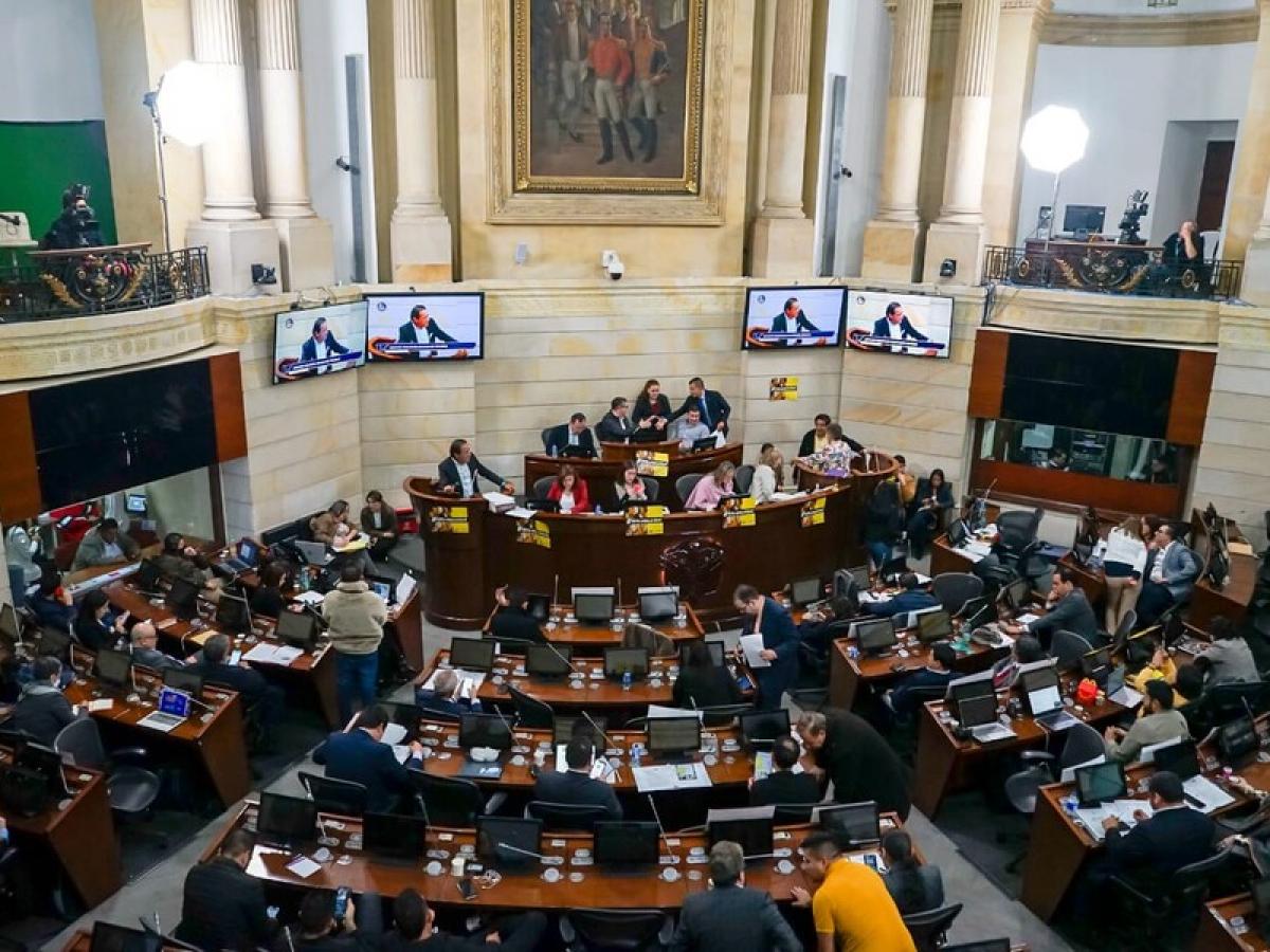 Radicada Ley de financiamiento del Gobierno Petro: buscará recaudar $11 ...