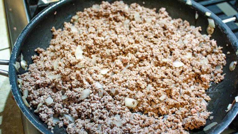 We love a simple and hearty meal - ground beef & potato casserole